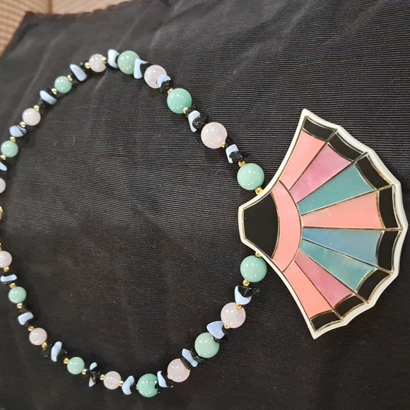 Lee Sands | Jewelry | Vintage Lee Sands Chip Stone Bead Motherof Pearl ...